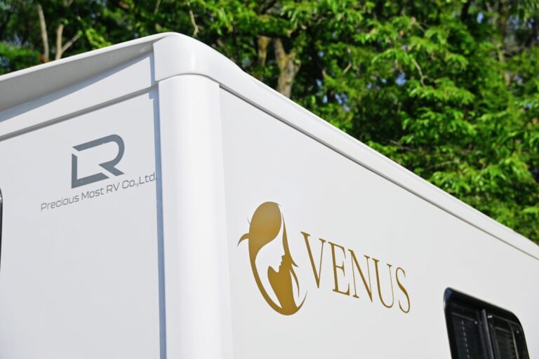 VENUS | Precious Most RV 株式会社